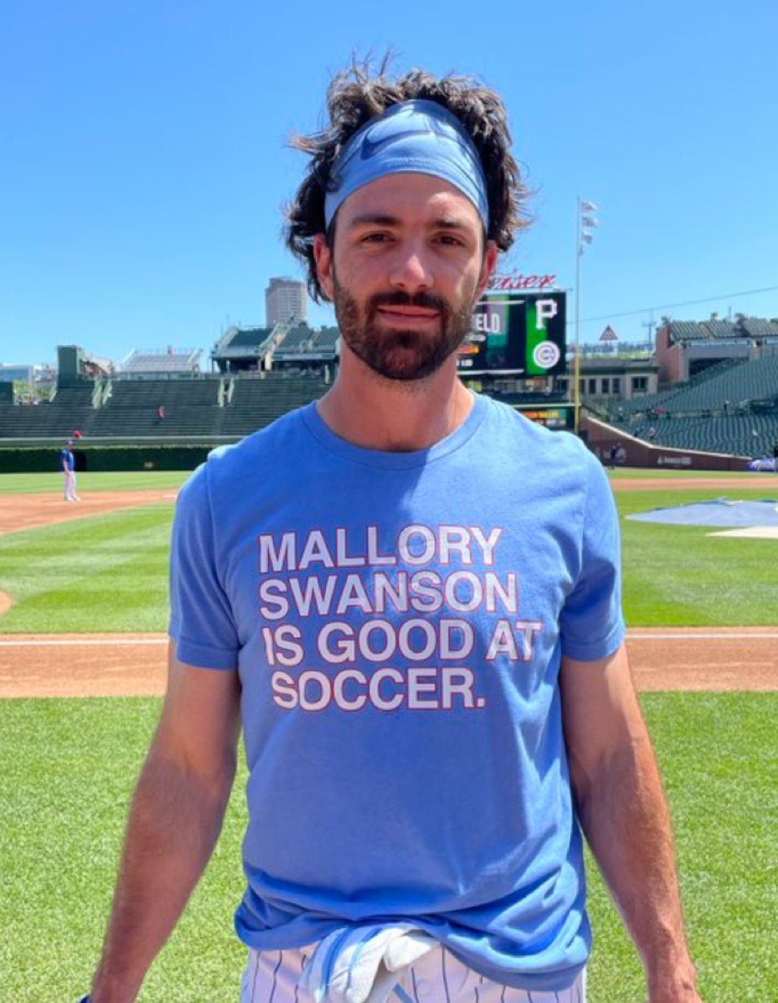 MALLORY SWANSON IS GOOD AT SOCCER. | OBVIOUS SHIRTS.